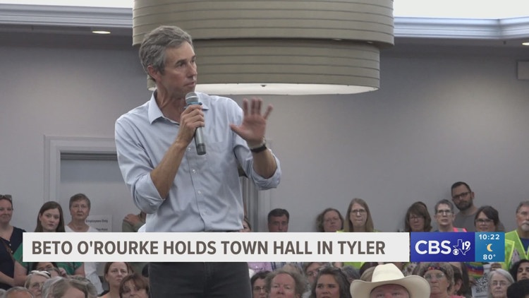 Beto O'Rourke visits Tyler on town hall tour of Lone Star State