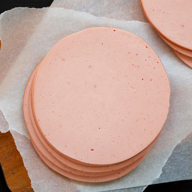 Nearly 150,000 pounds of bologna recalled over undeclared "source ...
