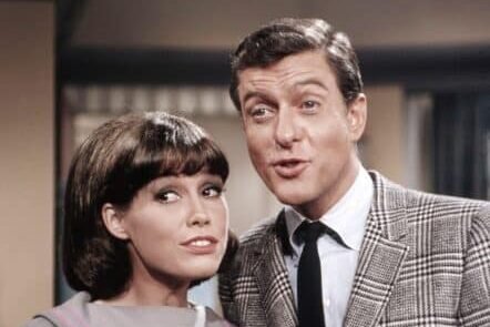 18 Unforgettable Sitcom Moments from the ‘70s That Still Make Us Laugh