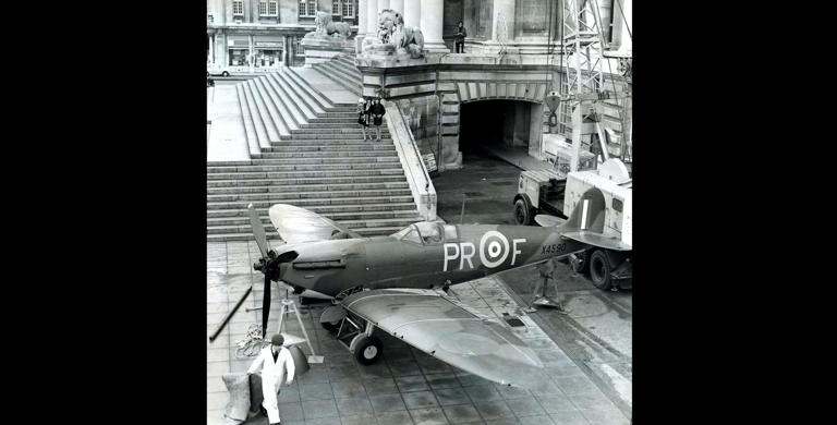 Intriguing old photos that will bring 1970 Portsmouth back to life