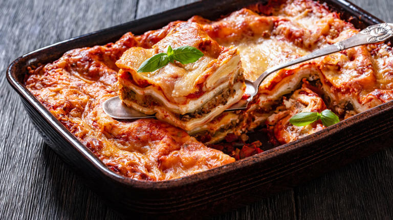 The Genius Way Italians Layer Their Lasagna