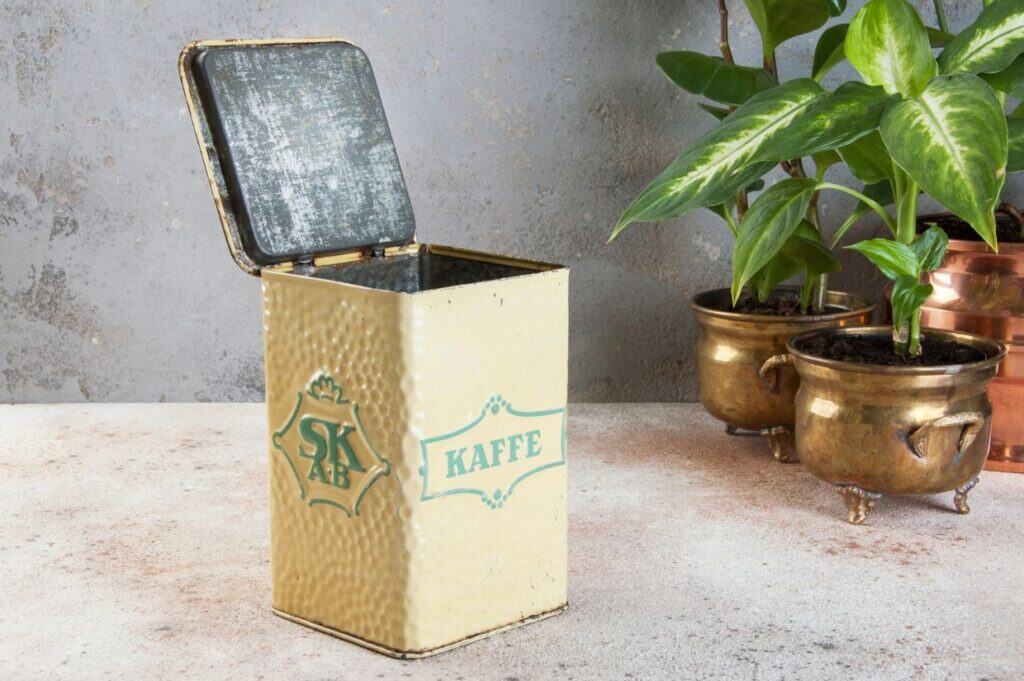 Coffee cans aren't trash: Why collectors now pay top dollar for retro tins