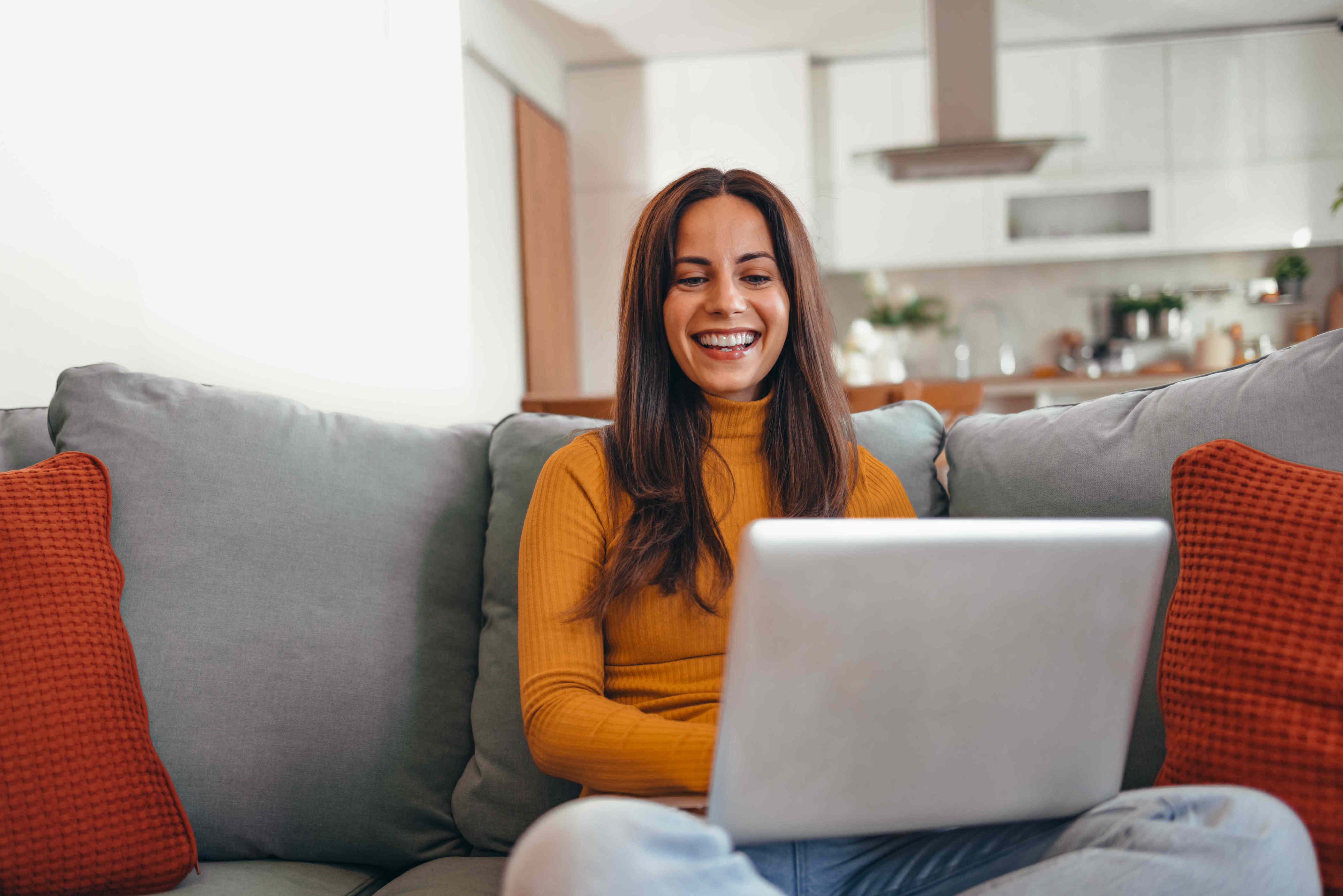 Set It and Forget It: How to Automate Your Travel Fund With Just $5 a Week