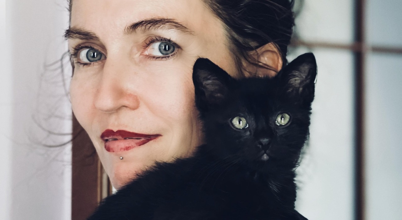 Barbara Baraldi: esce il thriller “Gli omicidi dei tarocchi” tra ...