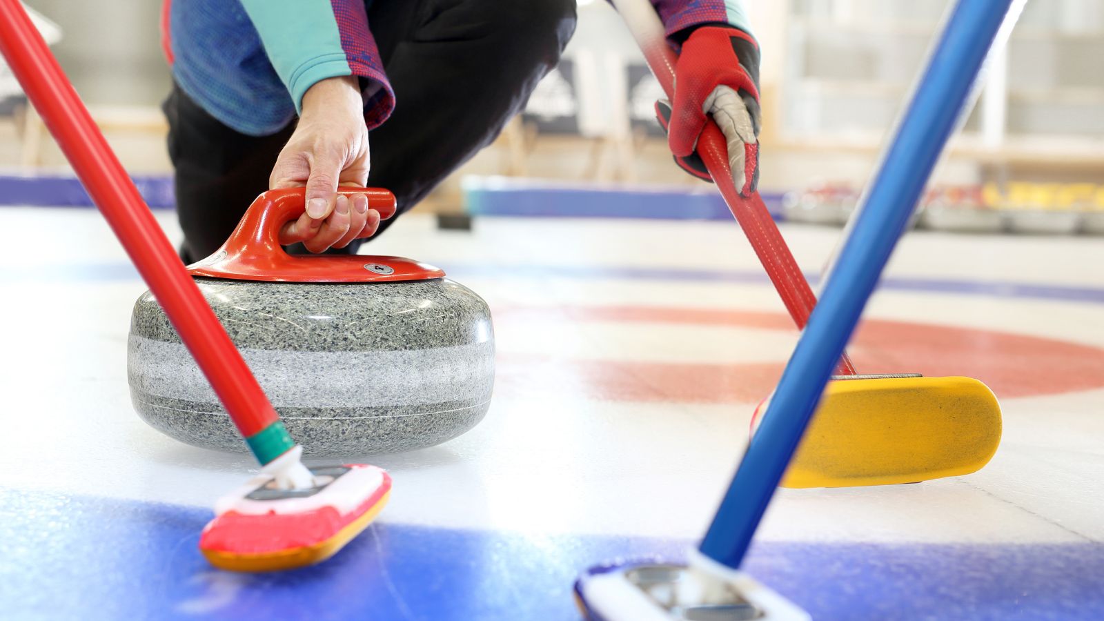 20 Canadian Pastimes That Are Dying Out