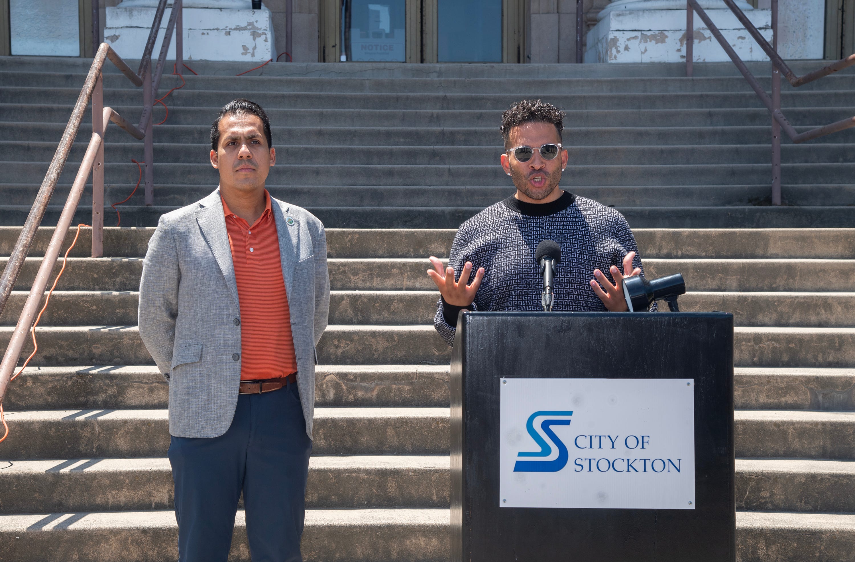Stockton mayor dissolves city manager search committee, citing alleged ...
