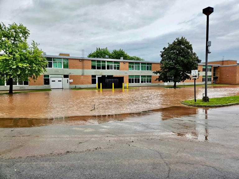 Oneida High School flooding update