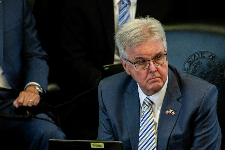 Dan Patrick calls for resignation of Tarrant County GOP chair over ...