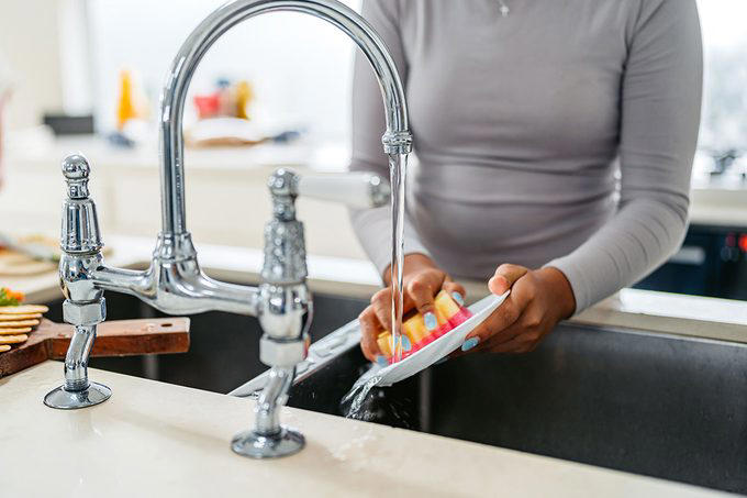 How to Use a ScrubDaddy to Its Full Potential