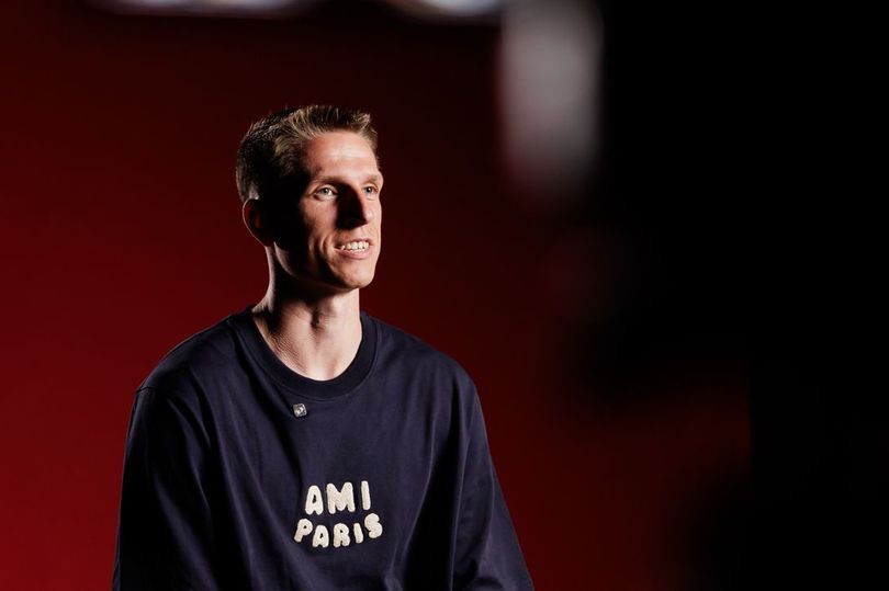 Emil Riis explains Bristol City hope as Reds confirm signing of ...