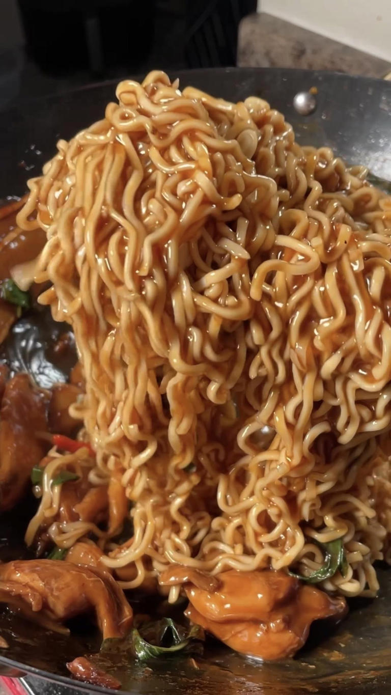 15 Recipes That Were So Loved In June, I'm Literally Balancing All My ...