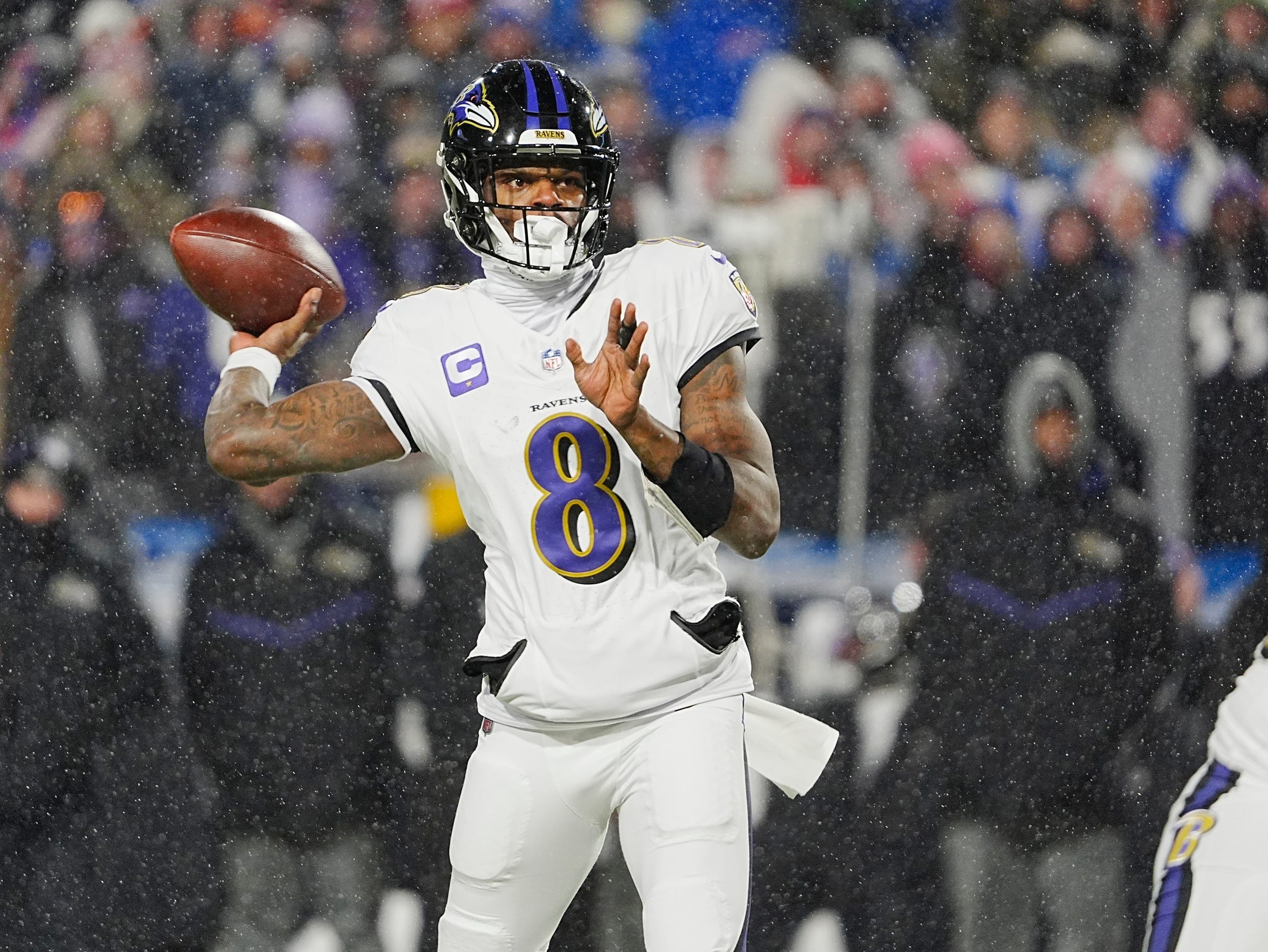 ‘Jesus Loves You’: Kevin Hart Has Hilarious Exchange With Lamar Jackson