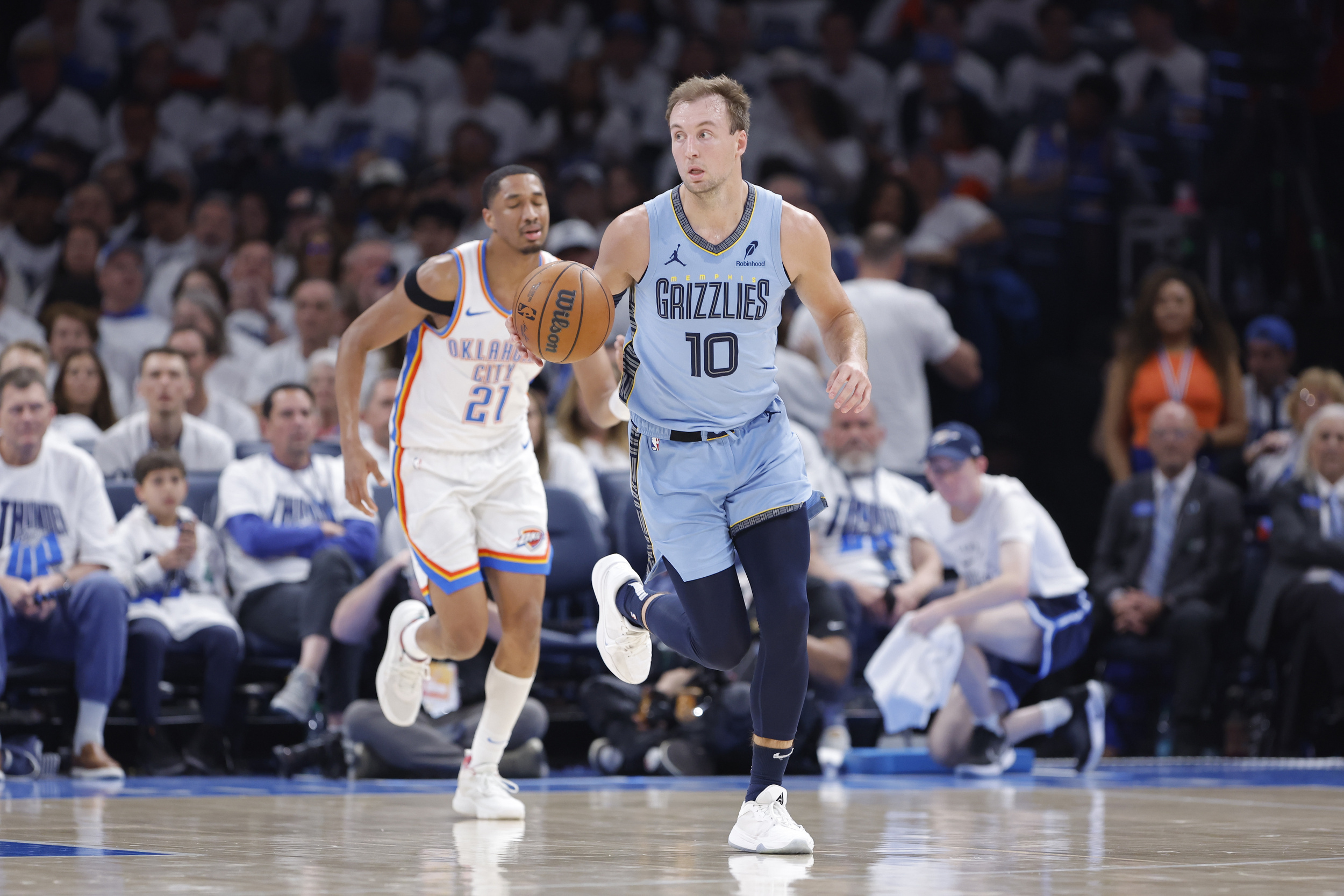 Hawks reportedly sign Luke Kennard to a one-year, $11 million