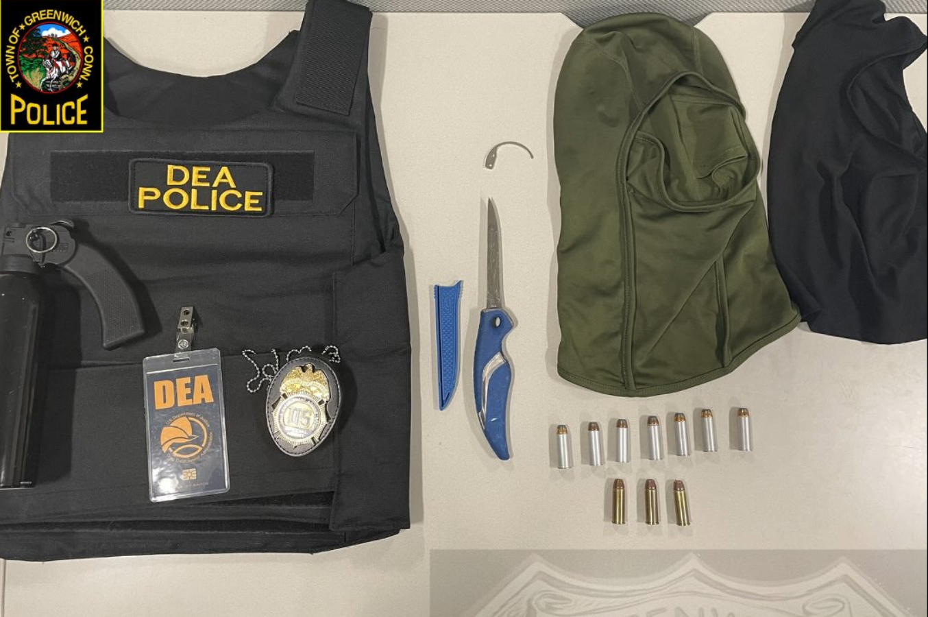 Man accused in robbery had fake DEA badges, tactical vest in Greenwich: PD