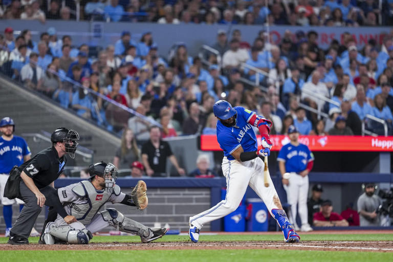 Les Blue Jays frappent fort en 6e manche et battent les Yankees 5-4