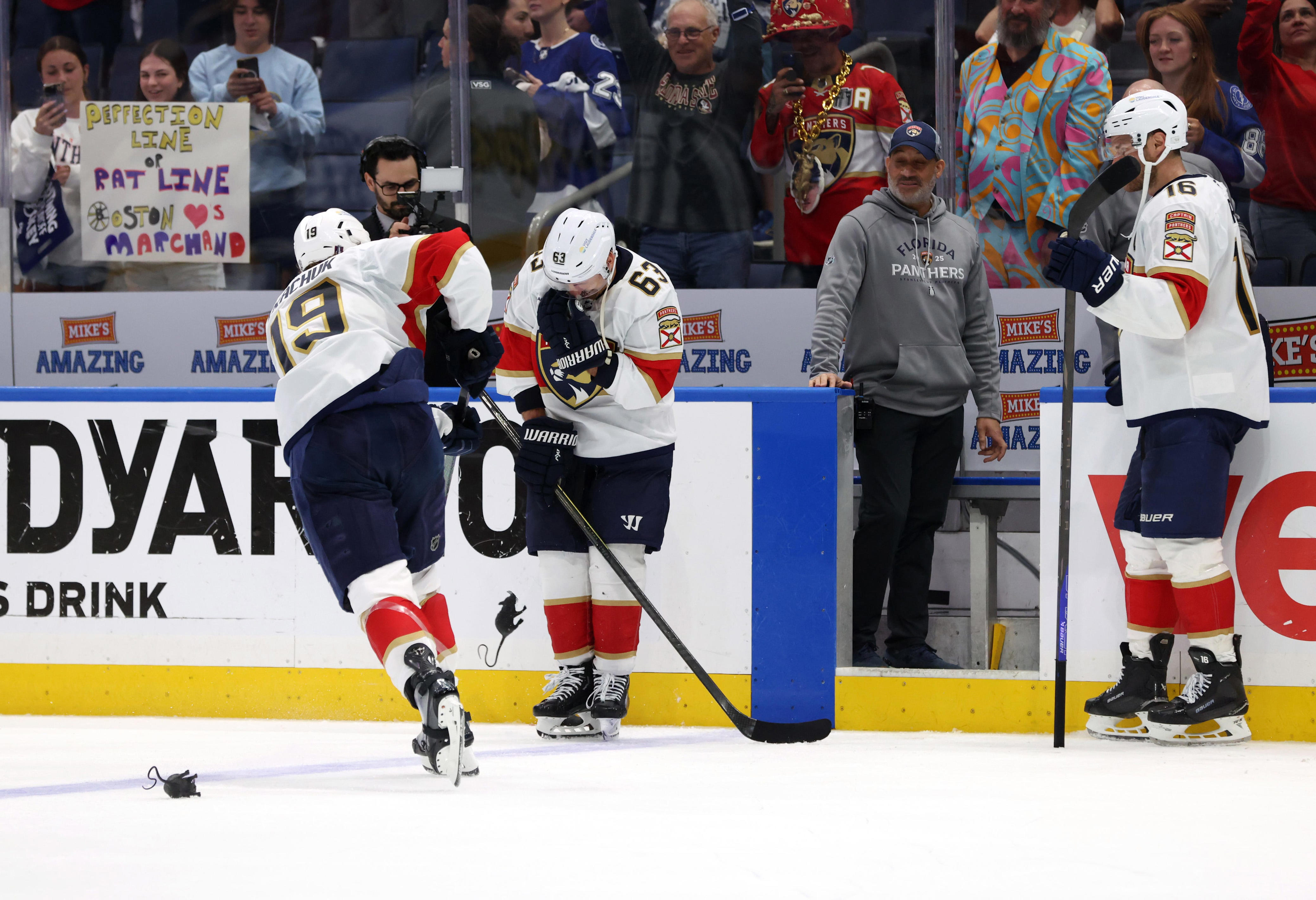 King Rat is back: Florida Panthers re-sign Stanley Cup star Brad ...