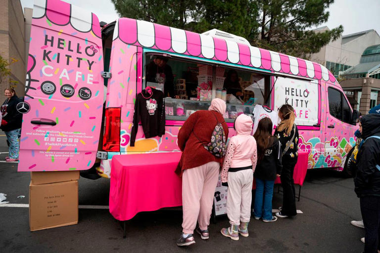 Popular Hello Kitty truck making stop in Modesto. When and where you ...