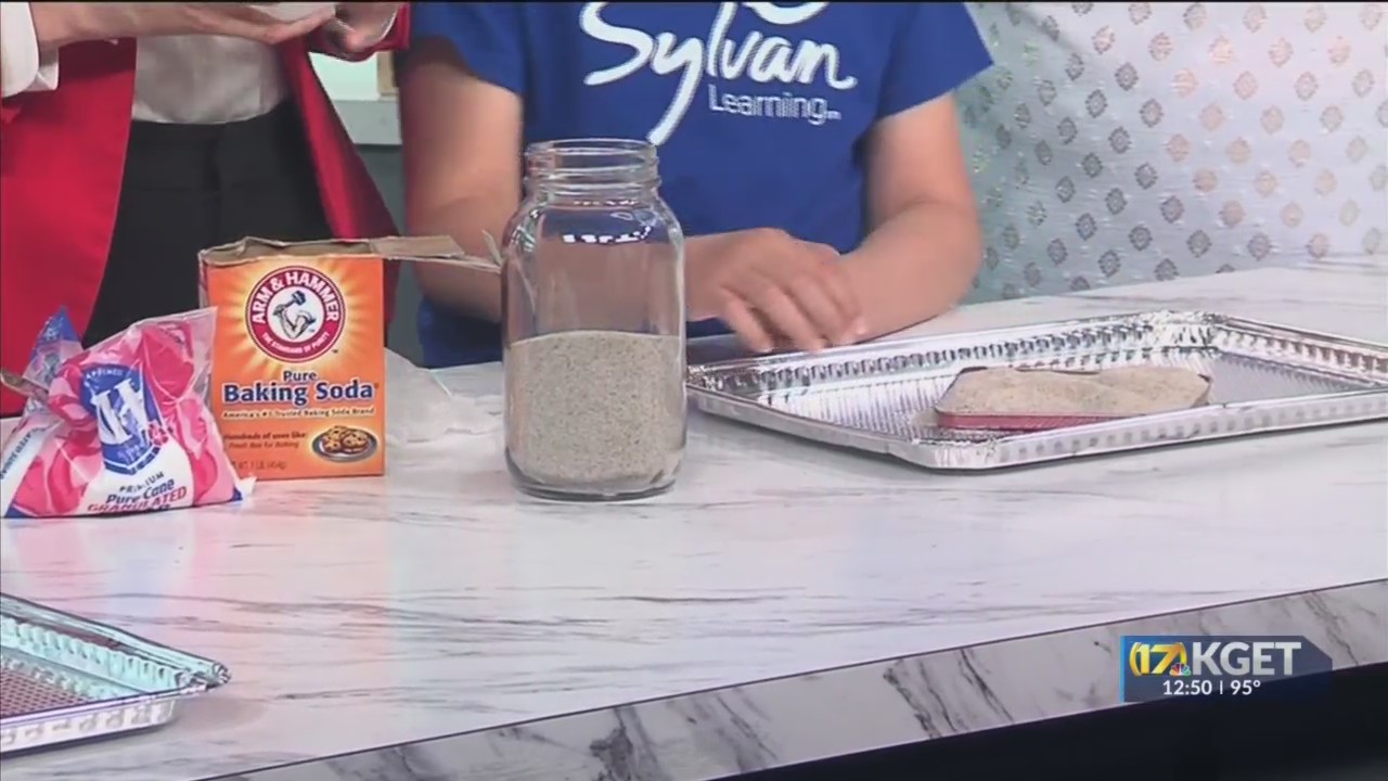 Elaina's Experiments: Creating fire with baking soda and sugar