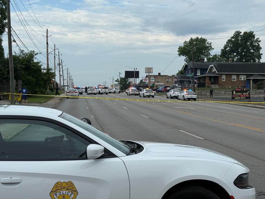 Court docs explain what led to weekend shooting that left 2 men dead ...