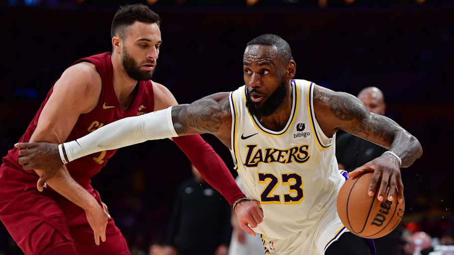 NBA Analyst Proposes Bold LeBron James to Cavaliers Trade