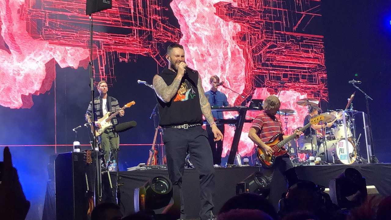 Hang Up That 'Payphone' — Maroon 5’s Hitting The Road With New Music ... Hang Up That 'Payphone' — Maroon 5’s Hitting The Road With New Music ...