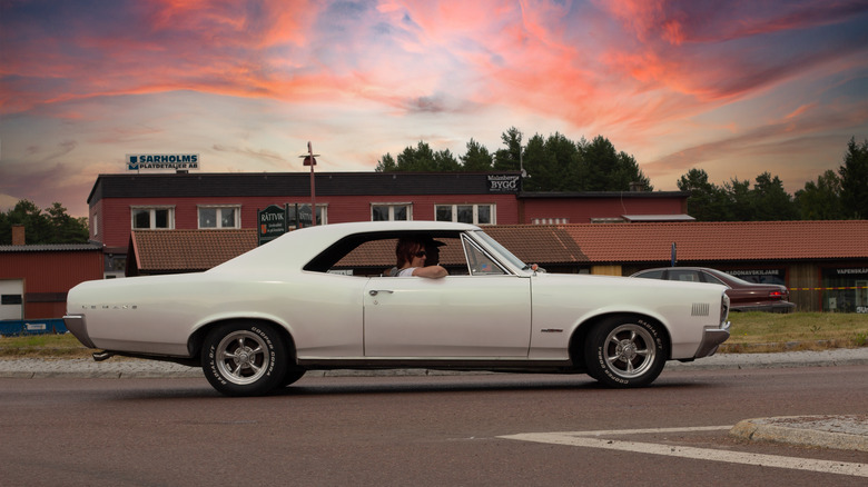 5 Underrated Engines That Powered Pontiac's Coolest Vehicles