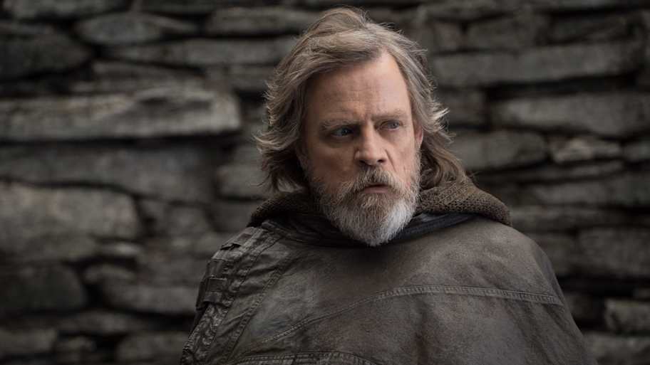 Mark Hamill explains why Luke became a "suicidal hermit" in The Last ...