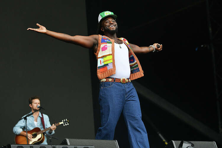 Texas landmark takes center stage in Shaboozey's latest music video