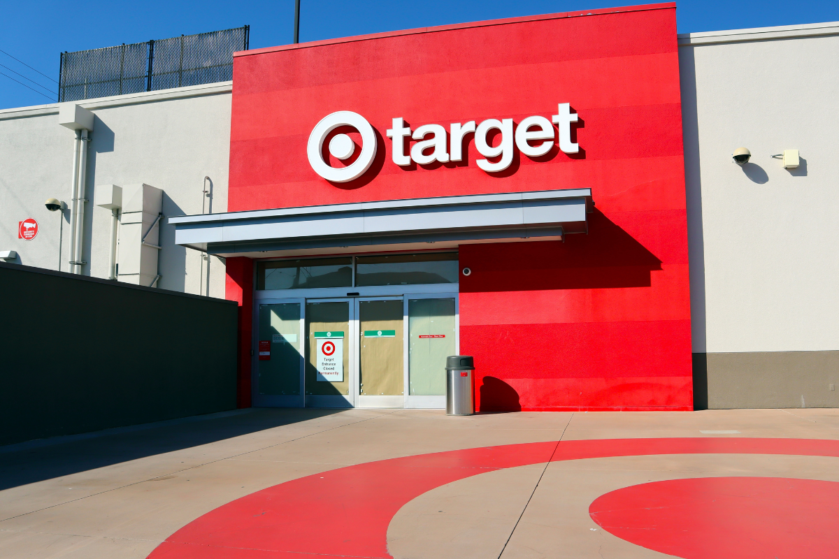 Target's 'Solid and Durable' Cast Iron Dutch Oven is a 'Beautiful ...