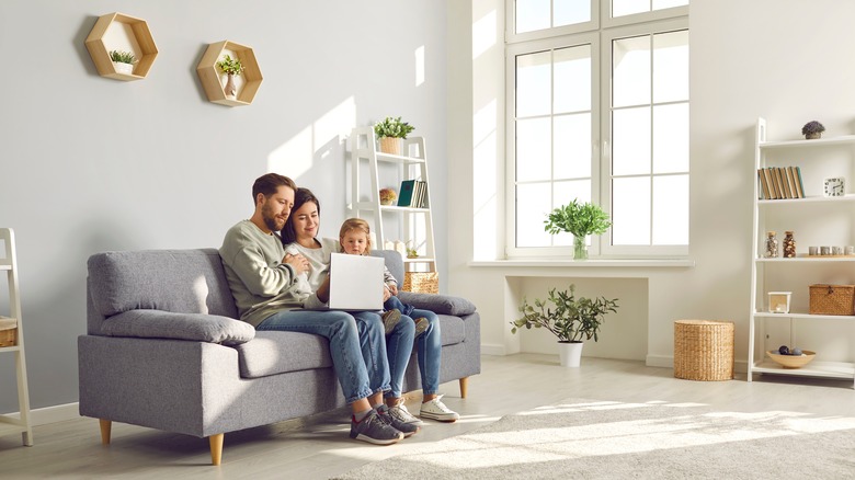 The Best And Worst Colors To Paint Your North-Facing Room