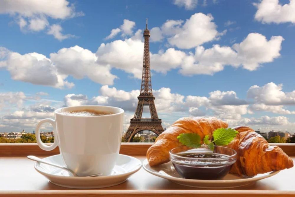 16 Paris Cafés Off Tourist Maps