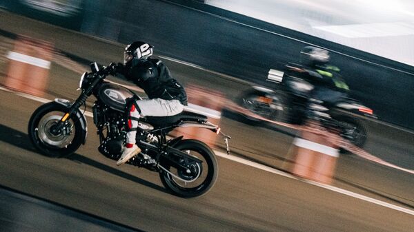 Classic, Hunter, Bullet, Meteor help Royal Enfield record 22% sales ...