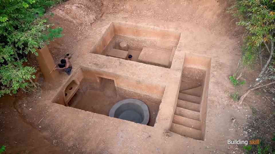 Building a Hidden Underground Home: From Mud to Magnificent!