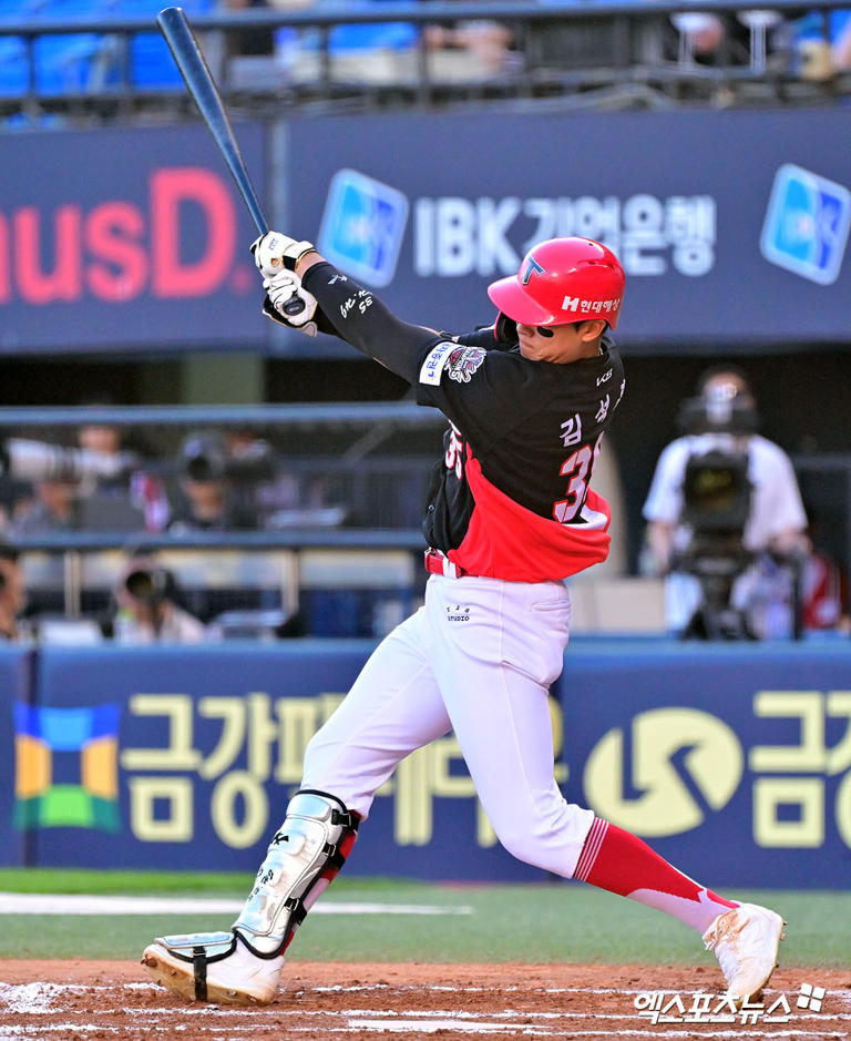 "매일이 행복했다" 3년 만의 홈런→2G 연속 3루타까지...KIA 6월 '승률 1위' 힘 보탠 김석환