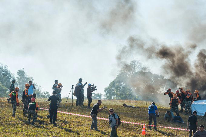 How to Survive a Plane Crash, According to Science