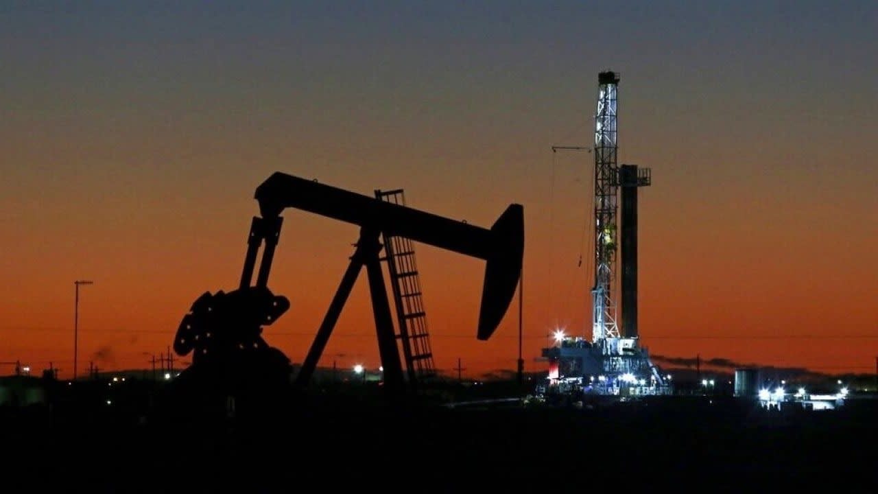 Oil steadies with market waiting for OPEC+ supply decision
