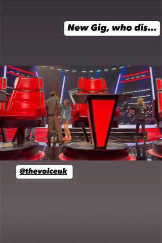 Kelly Rowland Posts Behind-the-Scenes Snap from Her Role as a Coach on ...