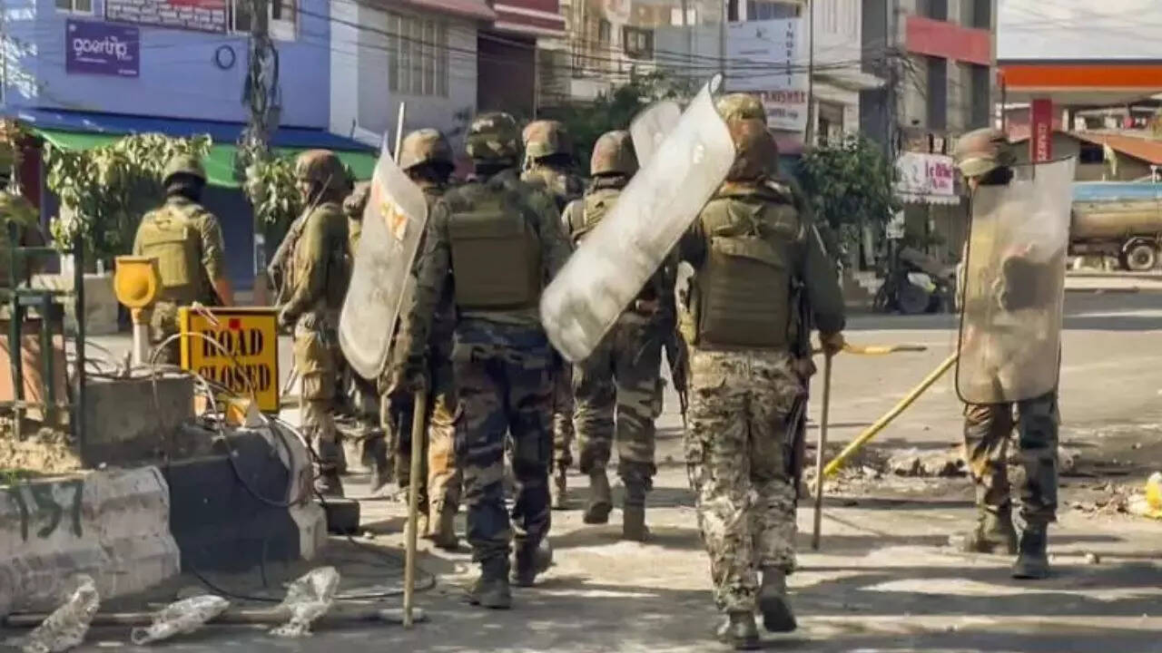 Manipur unrest: Civilian, 3 militants killed as Kuki outfits clash ...