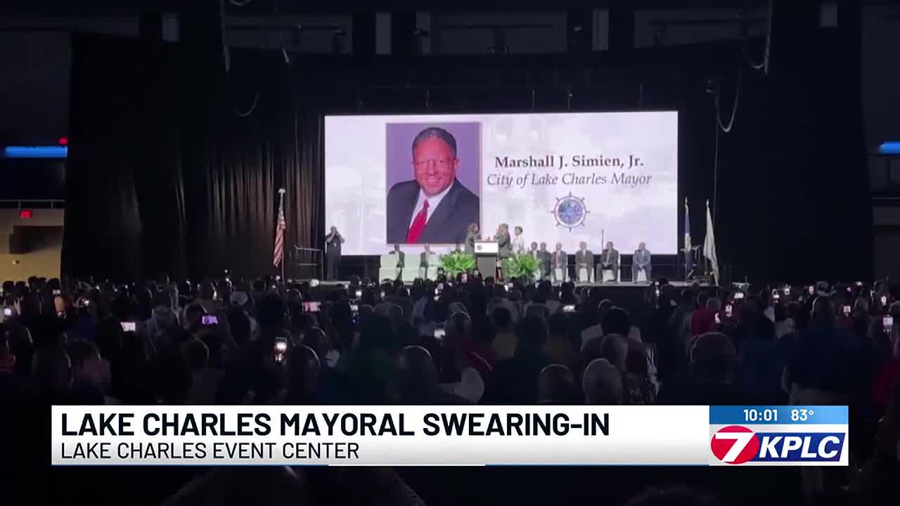 Marshall Simien Jr. sworn in as Lake Charles mayor