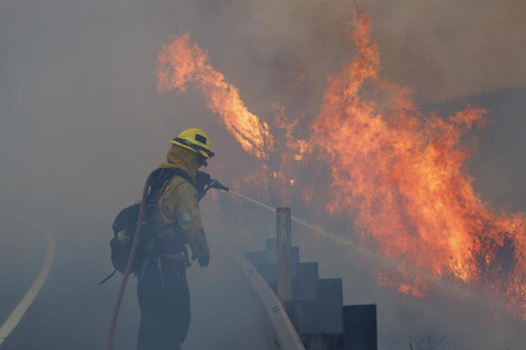 What's burning in California: Wolf and Juniper fires among over a dozen ...