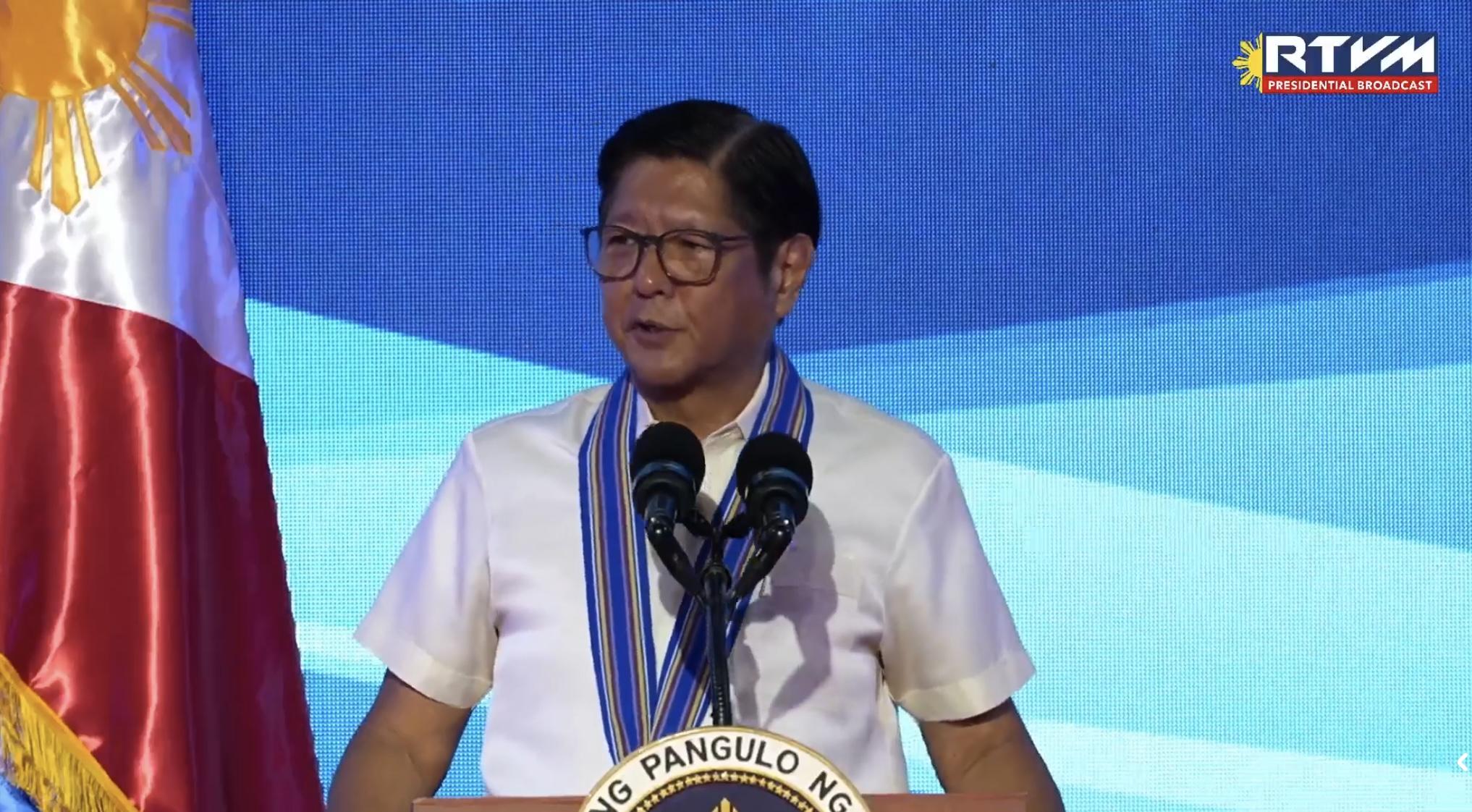 Marcos vows to provide PAF with best equipment, training