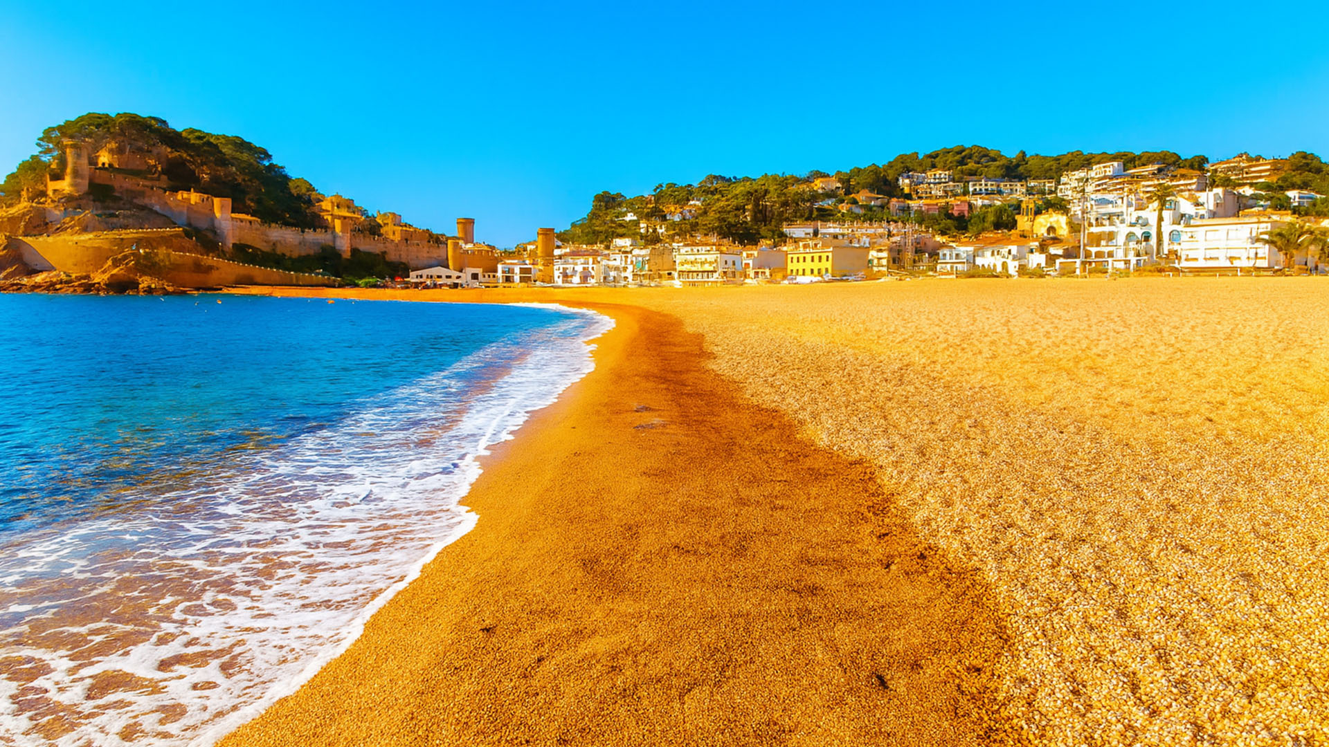 Tossa de Mar Verkennen: Een Rustige Wandeling door Geschiedenis, Natuur ...
