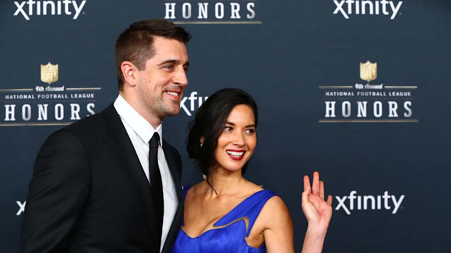 Aaron Rodgers' ex-girlfriend Olivia Munn has surprising revelations ...
