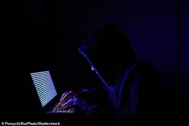 Putin is weaponising AI to target Brits with dangerous new ...