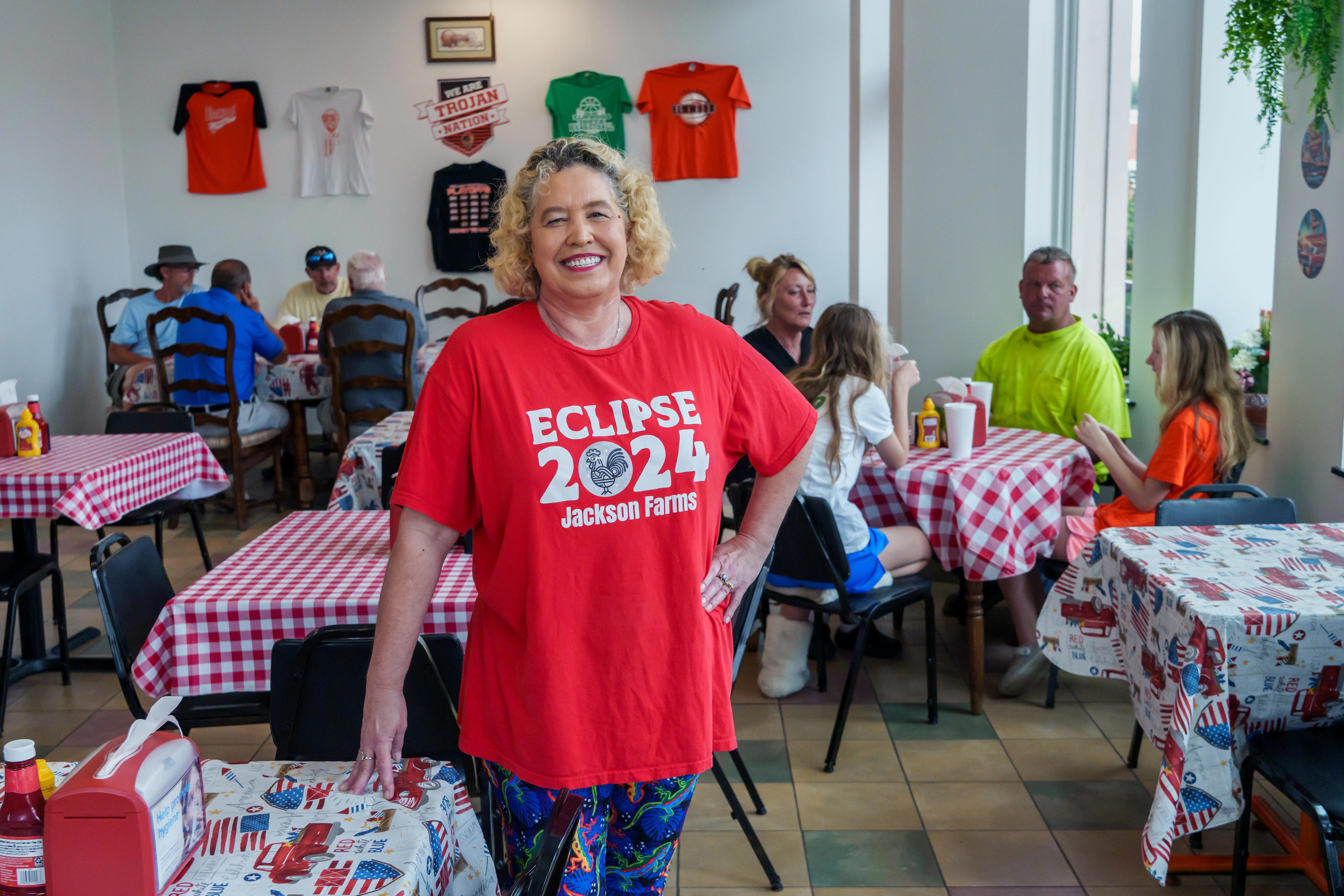 Decked out hot dogs and loaded potatoes: New restaurant opens in ...