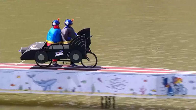 Xbox VR headset announced and it's very expensive