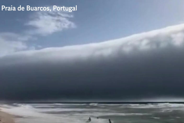 Rare weather phenomenon grips Portugal beach during heatwave