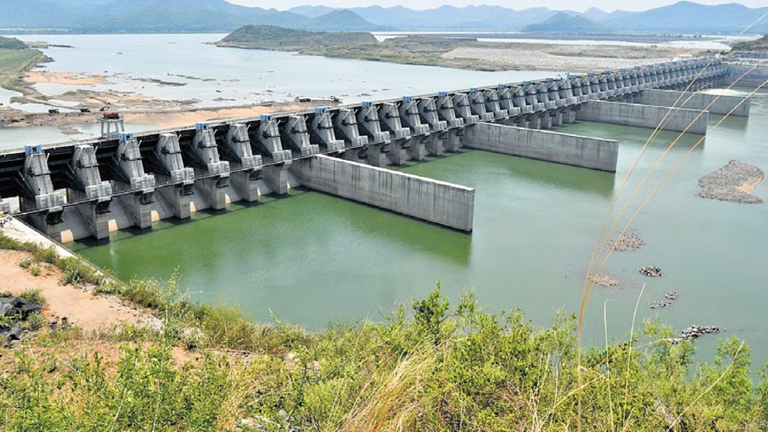 Panel under Central ministry returns Andhra's Rs 82k cr Banakacherla ...