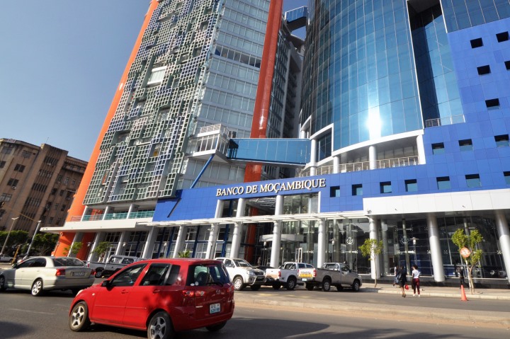 Banco de Moçambique diz que decisão judicial sobre intervenção no Moza ...