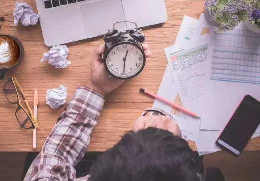 Master Your Minutes: 5 Time Management Tips That Work